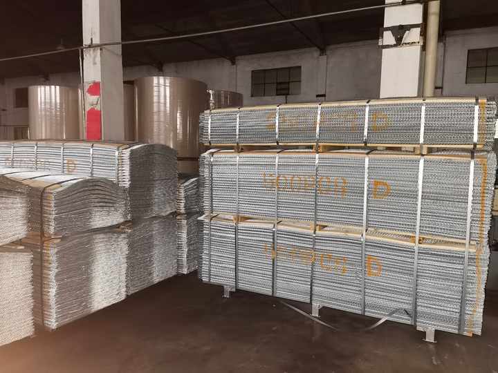 Best Price 1.75lbs Stucco Lath Galvanized Diamond Paperback Metal Lath ...