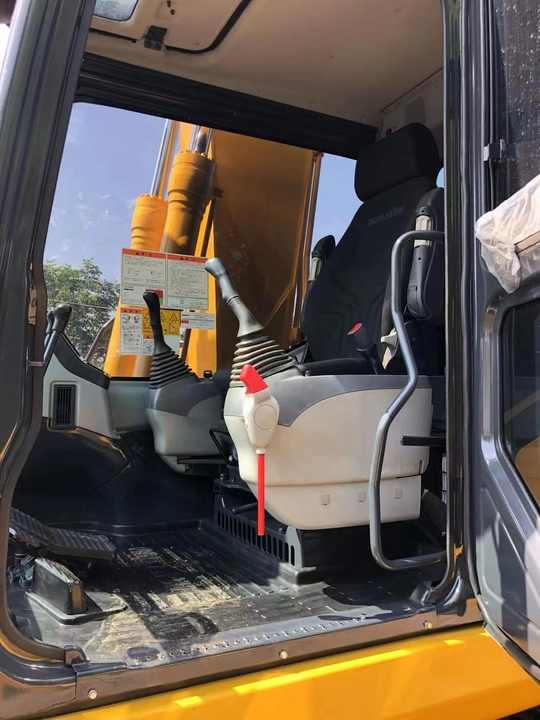 Japan Made Used Heavy Excavator Komatsu PC160 16ton Digger