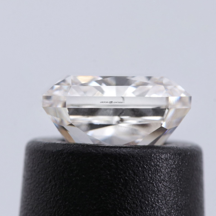How to Choose a Lab Grown Diamond 5 Carat: Ultimate Buying Guide