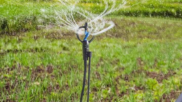 Efficient Farm Irrigation with Yibiyuan Water Sprinklers