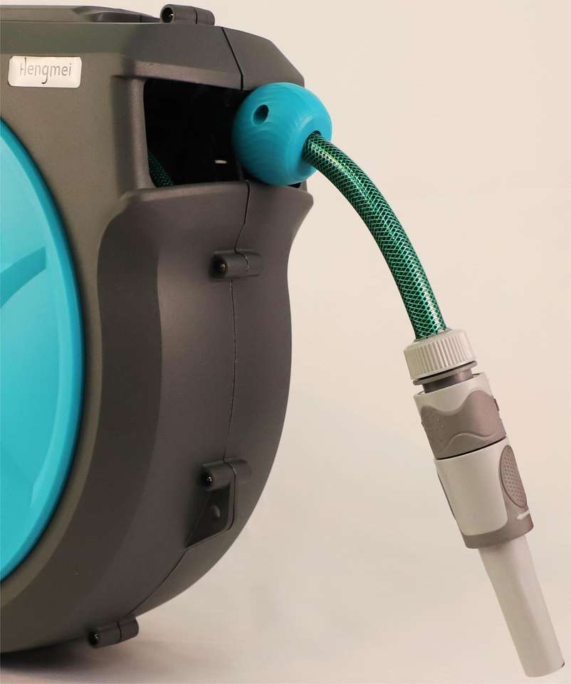 Best Water Hose Reel Auto Retractable Power Wall Mounted Lock at Any ...