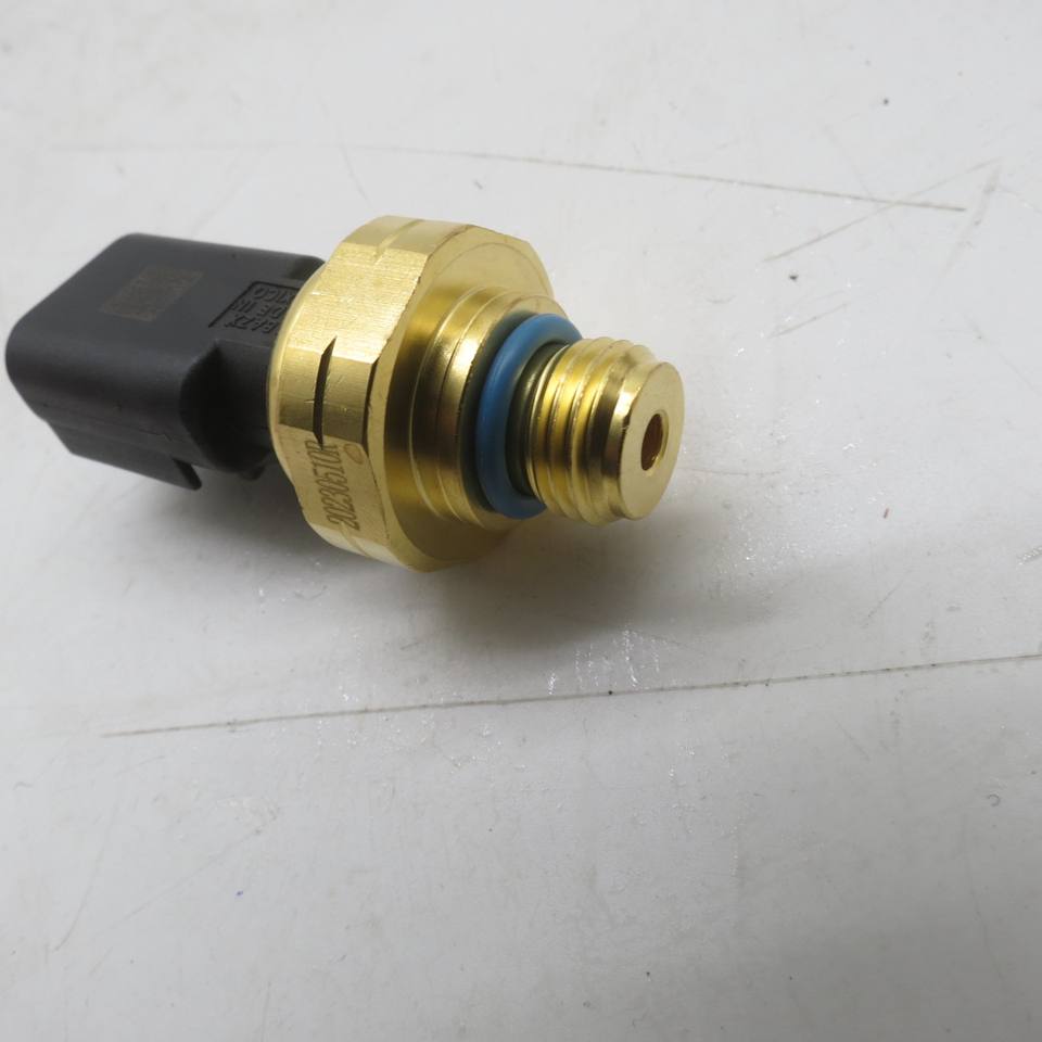 TRUCK ENGINE PARTS CRANKSHAFT SPEED SENSOR 4921517| Alibaba.com