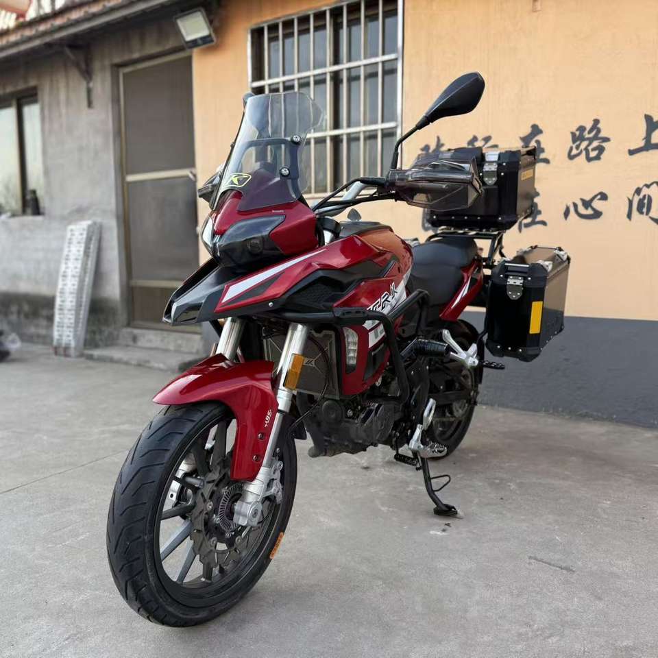 Benelli TRK251 | Urban Commute & Off-Road | Versatile 250cc Adventure ...