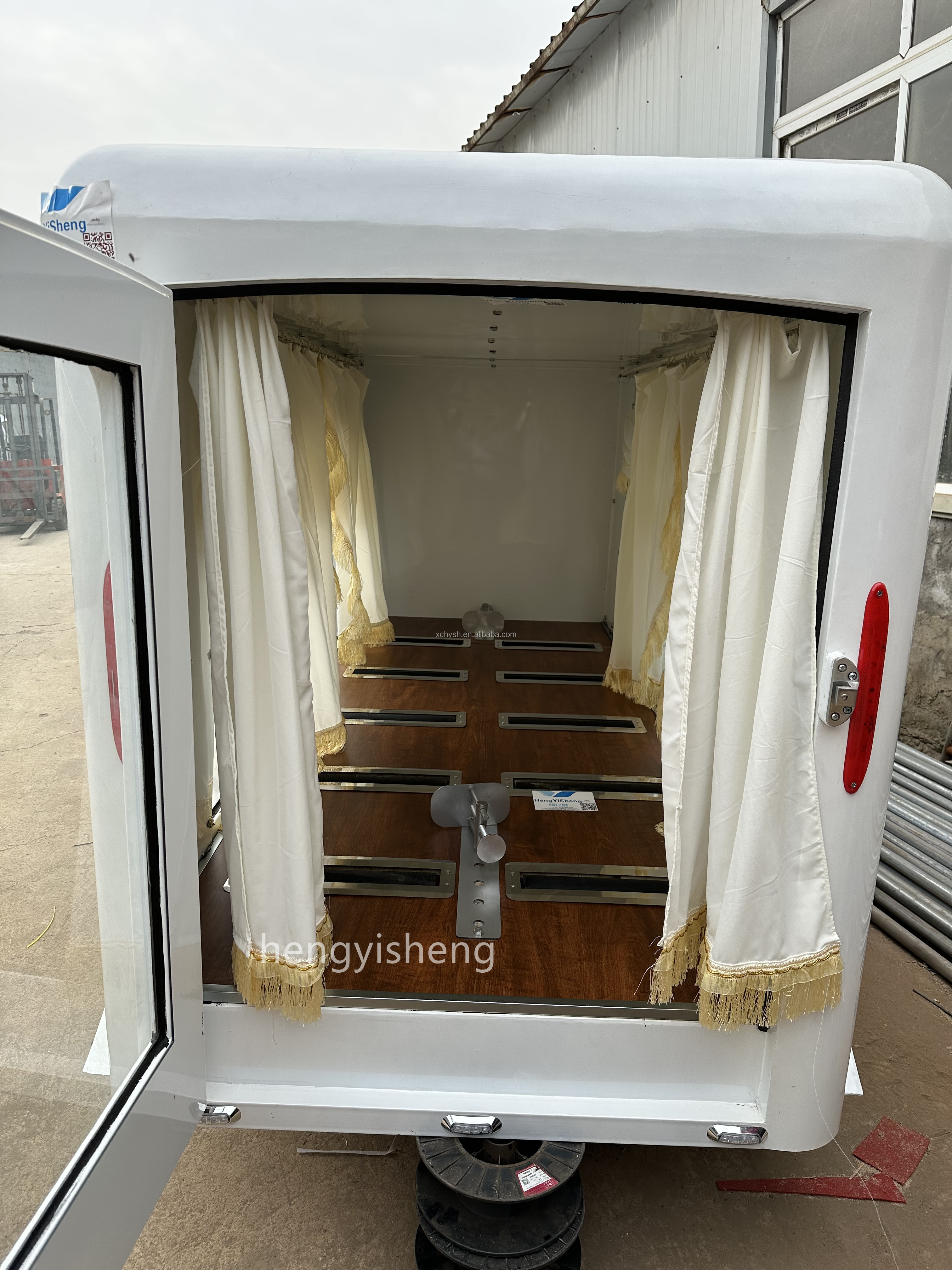 Discover Premium Towable Coffin Hearses for Funerals | Hengyisheng