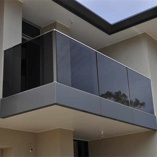 Aluminum Base Shoe Glass Railing Design - Frameless & Durable
