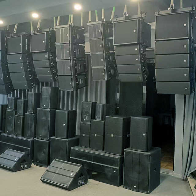 Custom Line Array Speakers - Professional Sound Solutions