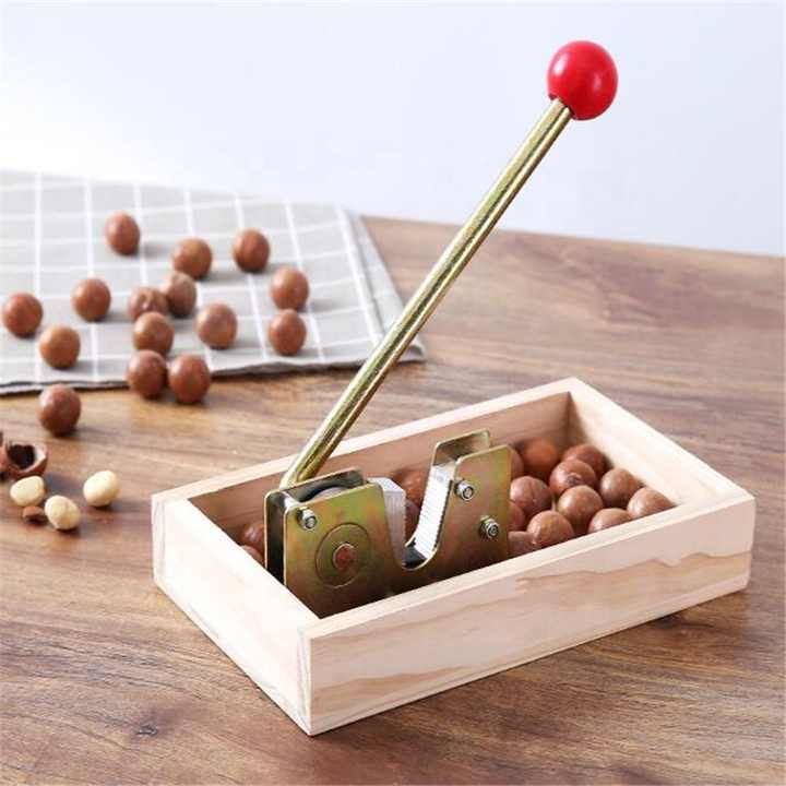 Nut Cracker Machine