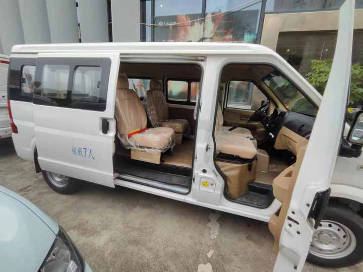 DFSK EC36 Electric Mini Bus - 7/9 Seater with 300 Km Range