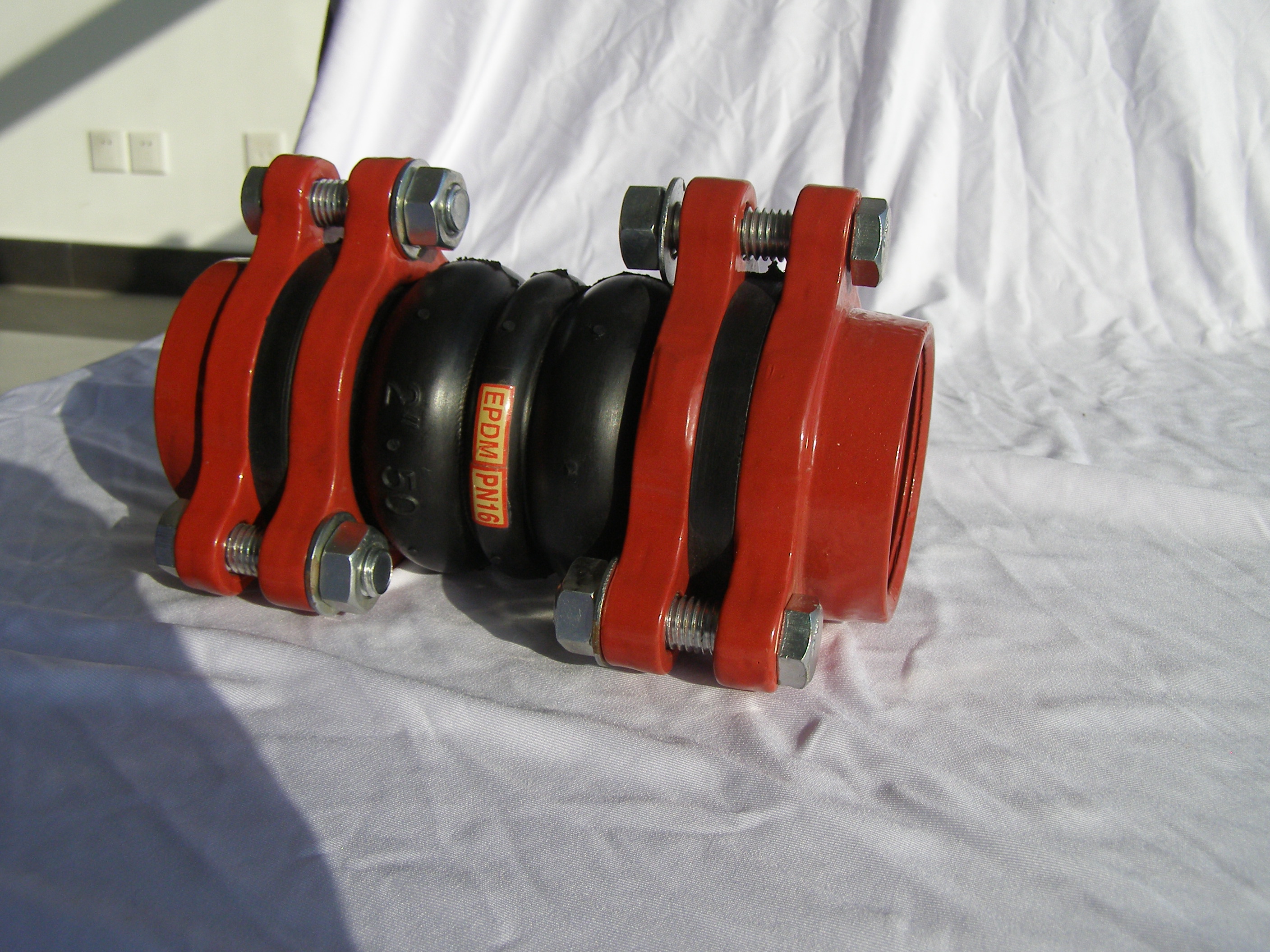 12 Rubber Expansion Joint - Flanged Flexible EPDM