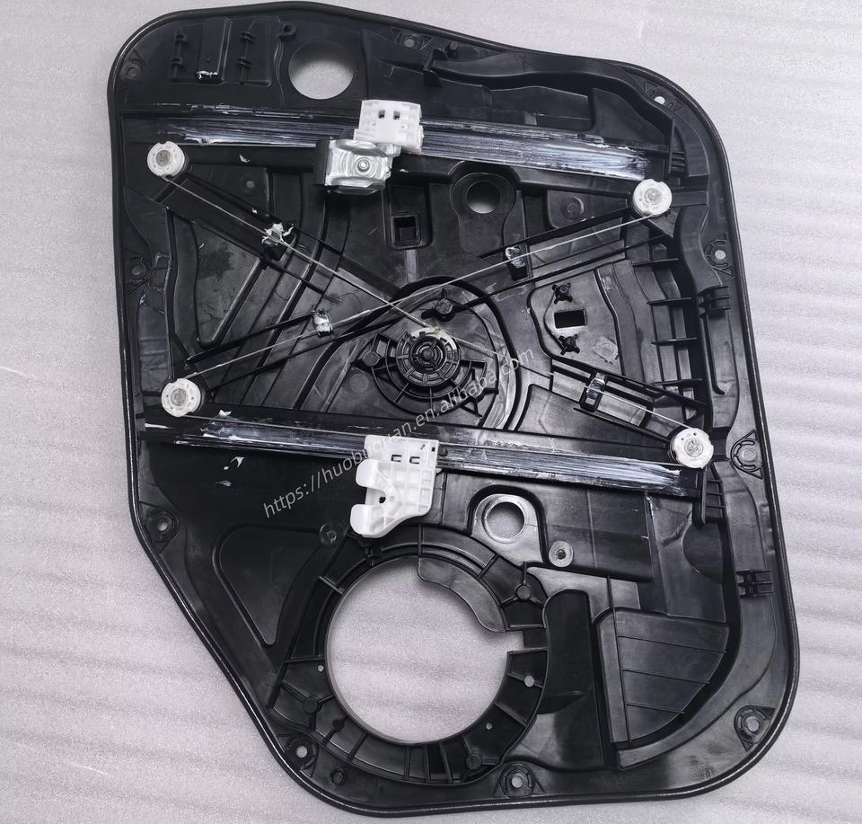 Window Regulator Bracket Assembly for Beijing Hyundai, Hyundai Models ...