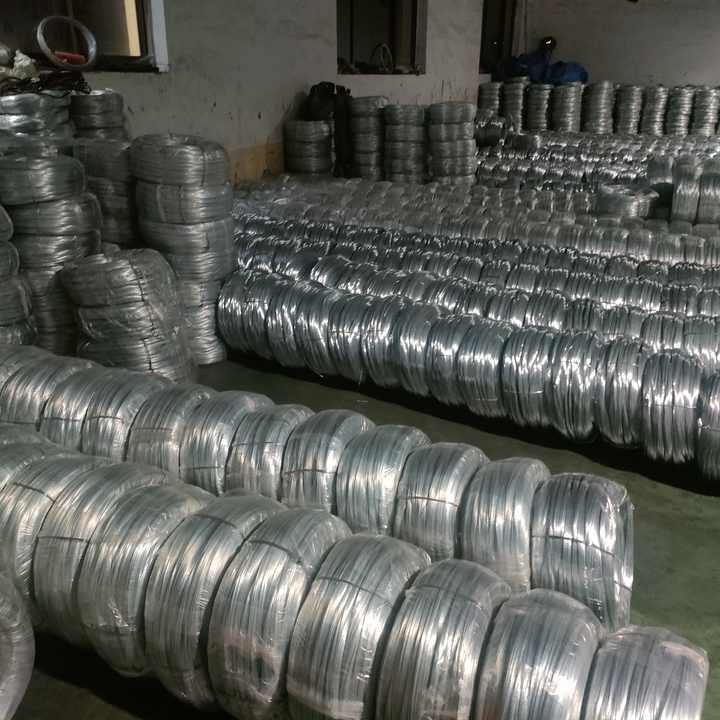Galvanized Steel Wire 4mm - Durable Farm Fencing Solutions