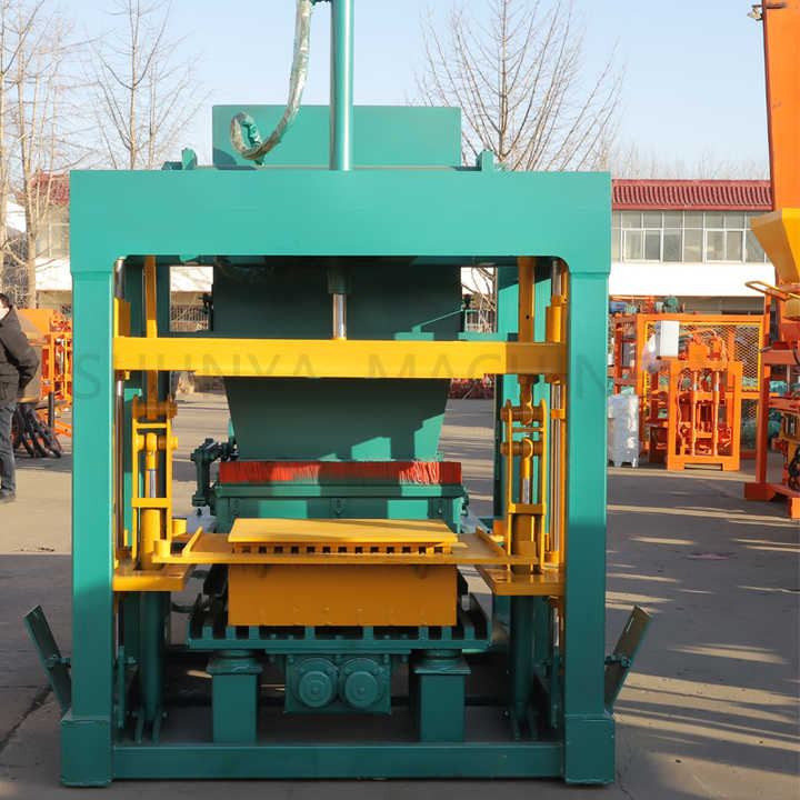 QT4-20 Semic-Automatic Hydraulic Brick Making Machine Can Produce a ...
