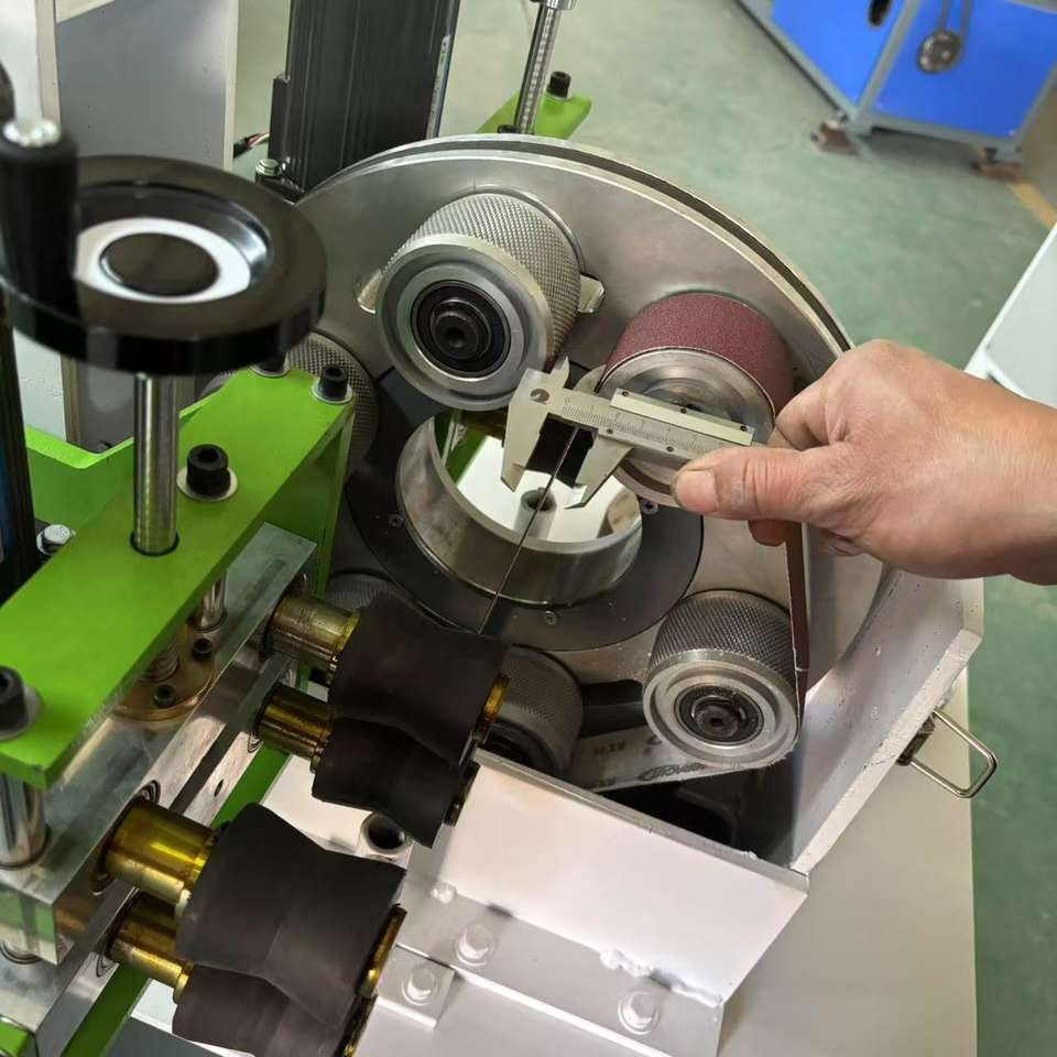 China Bent Tube Polishing Machine Round Curved Pipe Surface Grinder ...