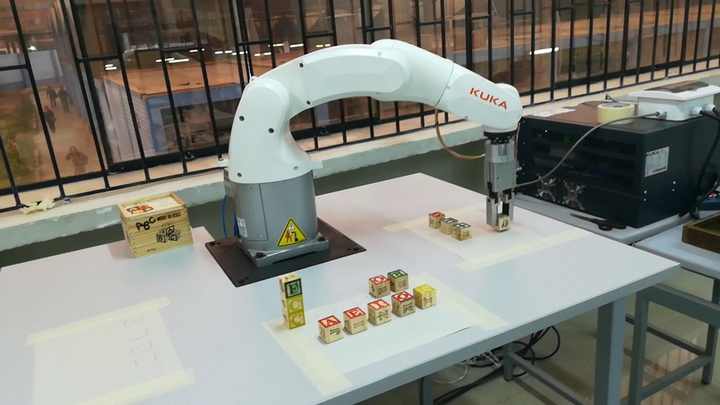 Mini Robotic Arm 3kg KUKA KR 3 R540 - Versatile & Efficient