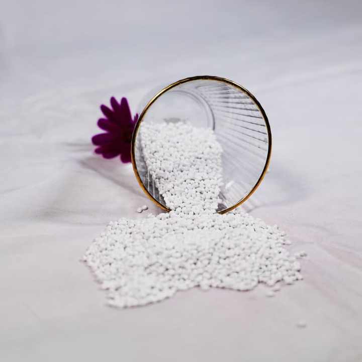White Filming Grade PP/PE Plastic Masterbatch for Film Blowing Pipes ...