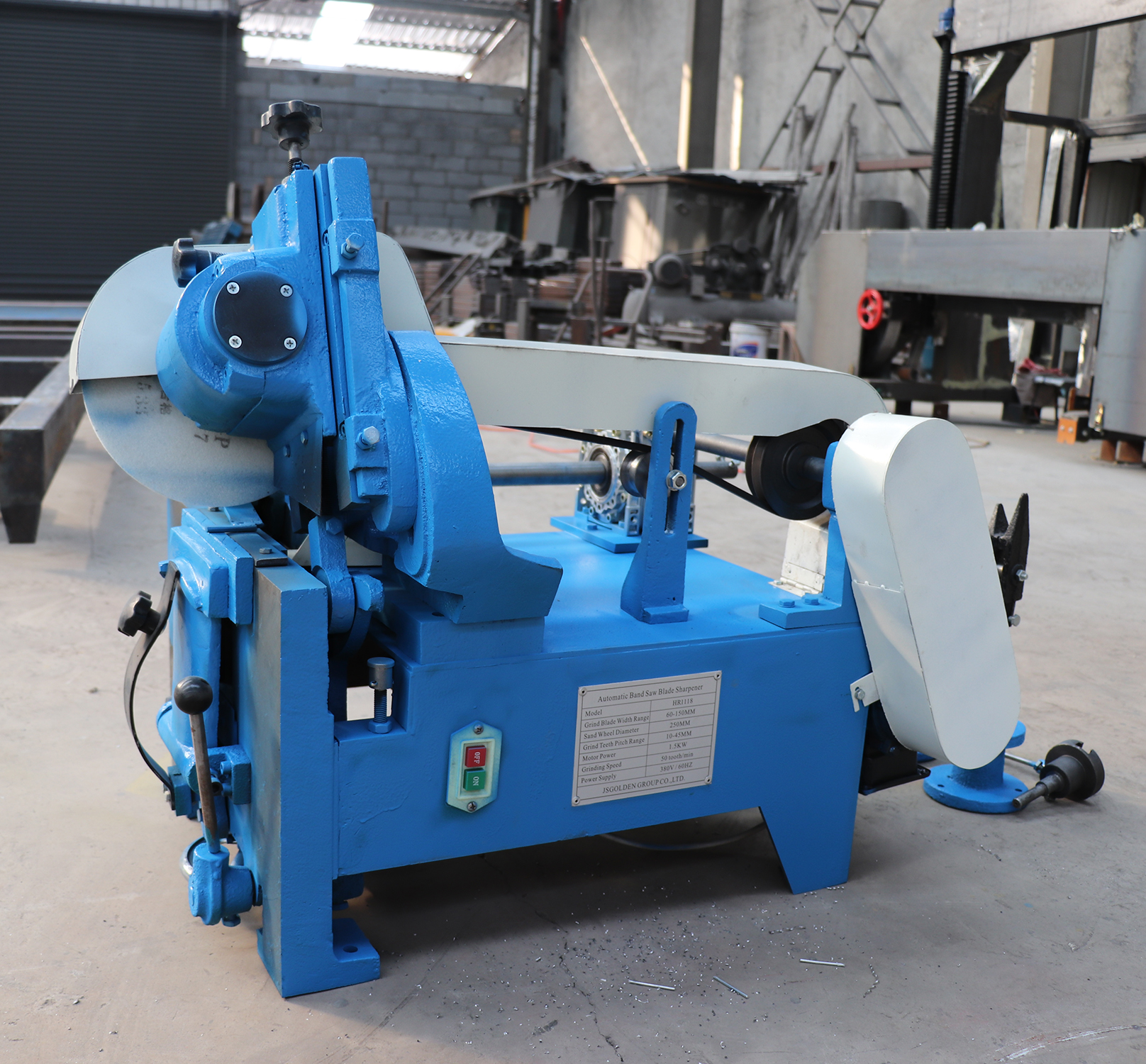 Blade Sharpener - Precision Grinding for Every Use