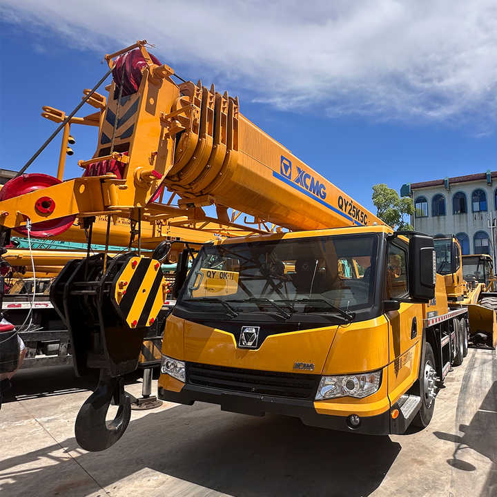 QY25K5C All Terrain Crane New Lifting Machinery Max 50m Height Hot Sale ...