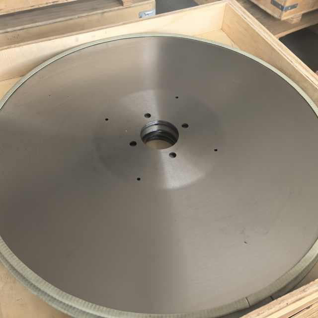 Toilet Paper Cutting - Large Circular Saw Blades 810mm/610mm