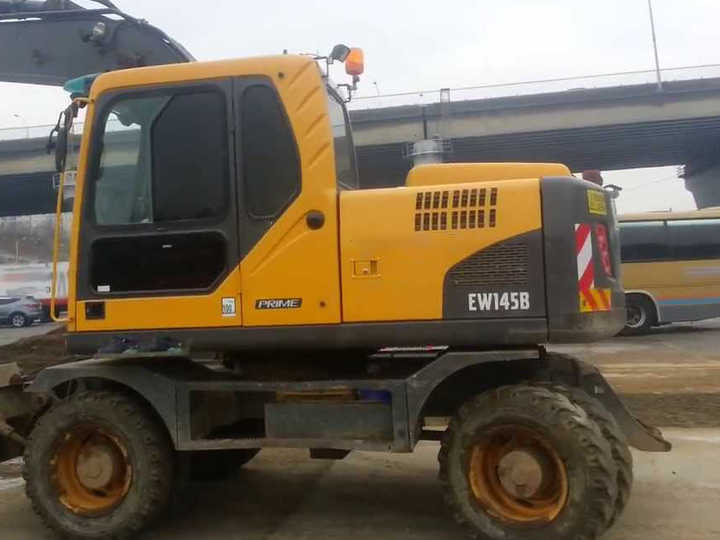 Precision Engineered Efficient EW145B Wheel Excavator with Smooth ...
