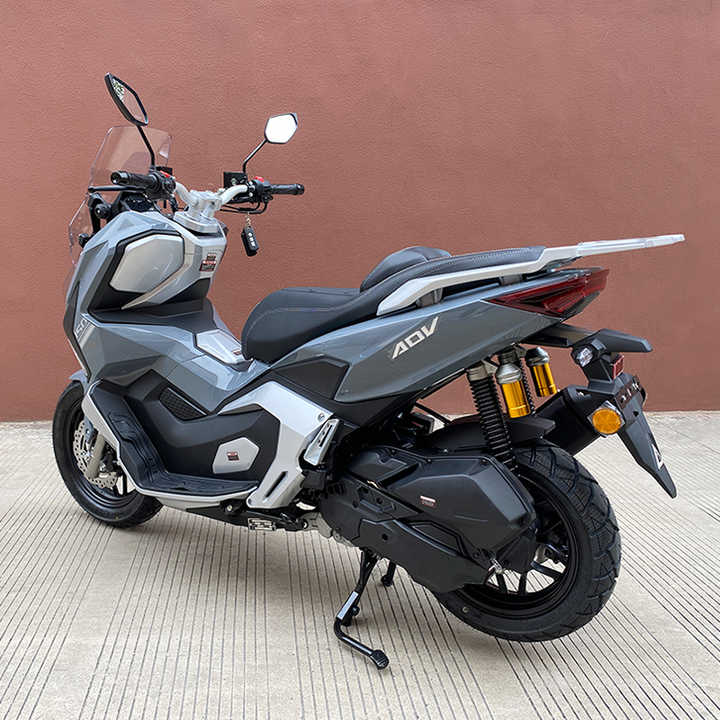 2025 New Arrival ADV 150cc Gasoline Scooters - Water-cooled
