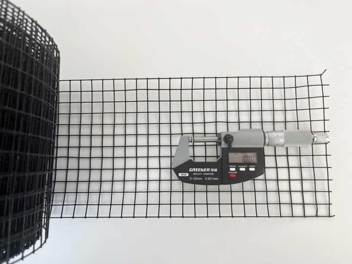 6 Inch Galvanized Wire Mesh 1.0mm Diameter Solar Panel Bird & Pest ...