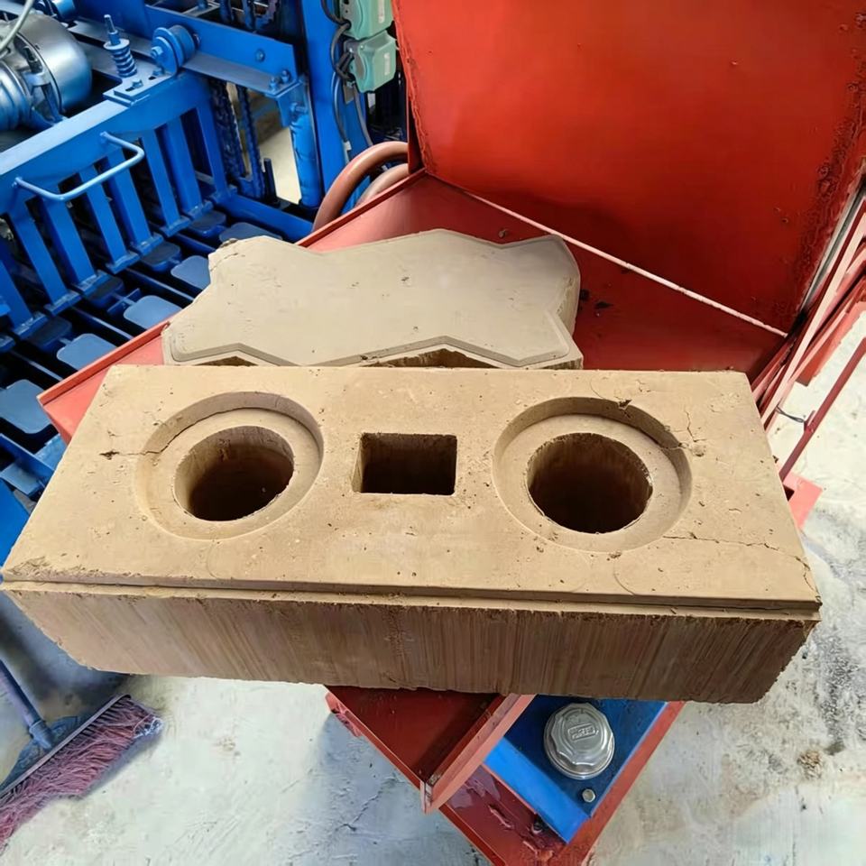 Manual Lego Type Soil Interlocking Clay Brick Making Machine Small ...