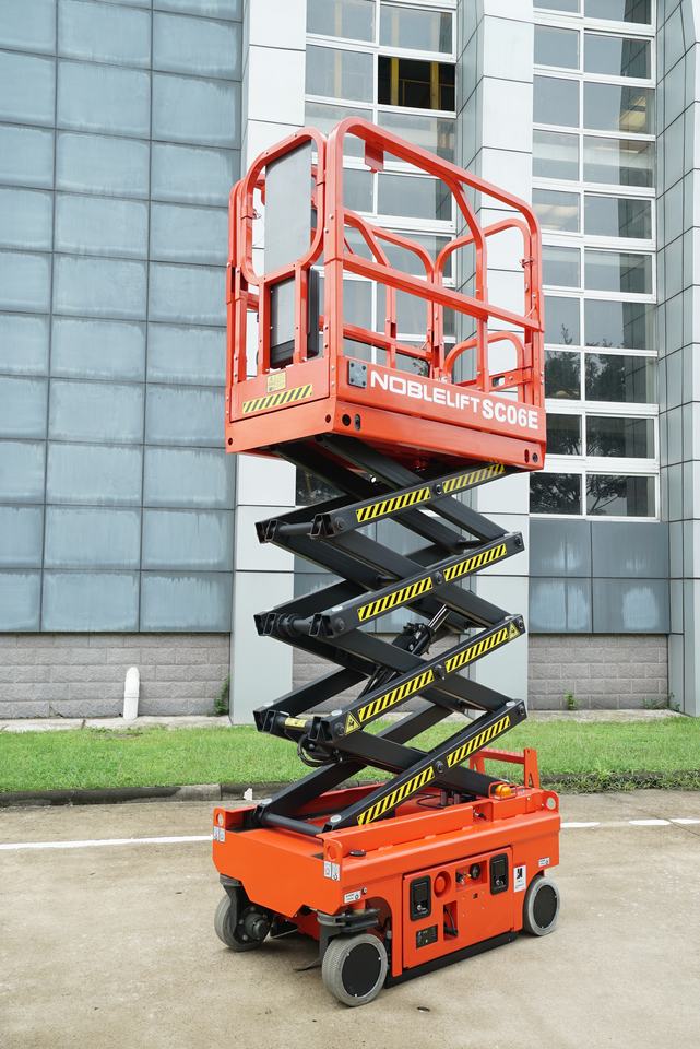 Electric Self-propelled Scissor Lift Aerial Work Platform NOBLELIFT SC ...