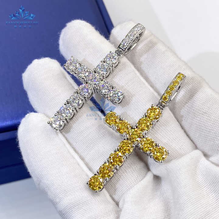 Hot sale luxury fine jewelry necklace pendants high quality vvs white Yellow 5mm moissanite cross pendant