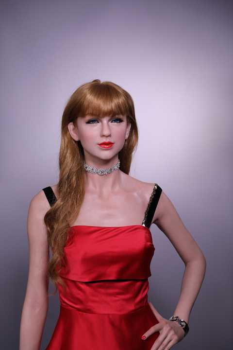 America Famous Popular Female Singer Life Size Wax Figure