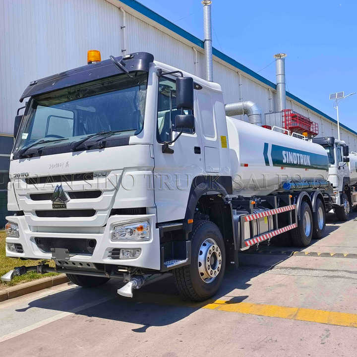 Howo 6x4 Water Tanker with 20000 Liters Water Spray Bowser Diesel ...