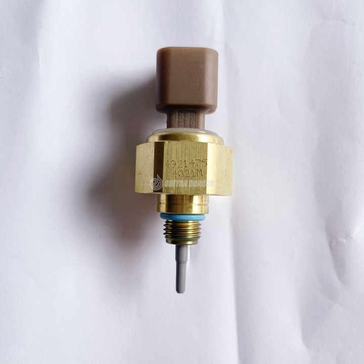 X15 ISX15 QSX15 Diesel Engine Oil Pressure Sensor 4921475