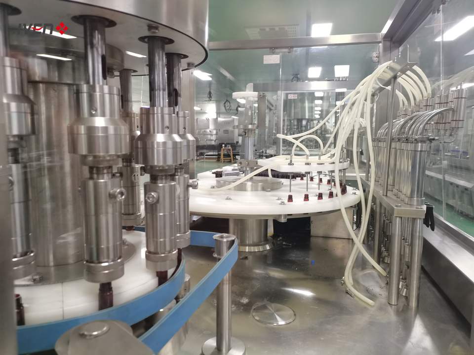 Syrup Dispenser Device for Injection Molding Vitamin Syrup Bottle ...