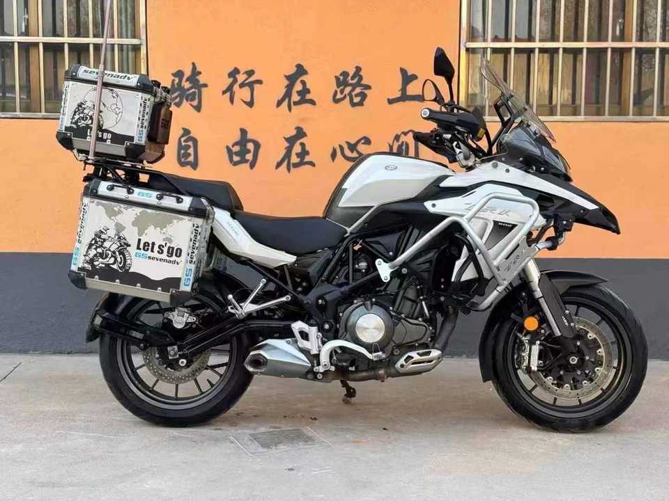 Benelli TRK502 Sport Adventure Motorcycle 500cc Twin Cylinder Liquid ...