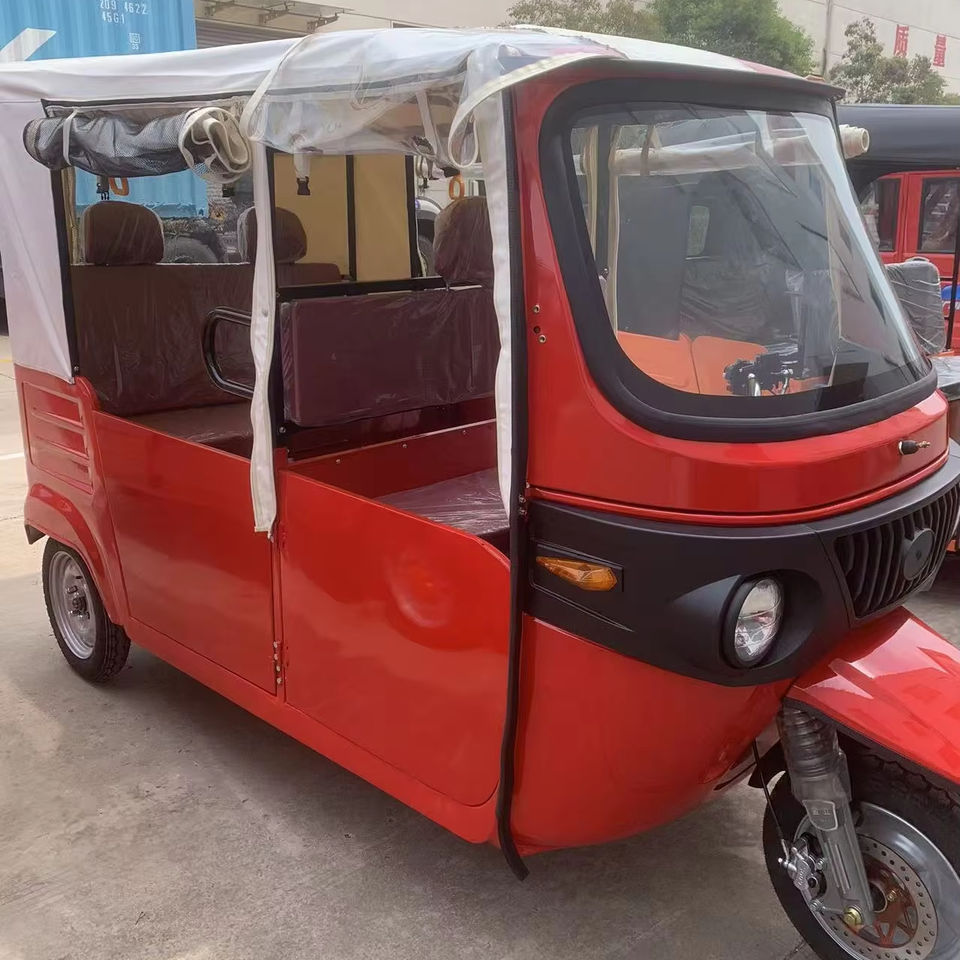 Real 100km Per Charge Electric Tuk Tuk 3 Seater 1500W 60V 110Ah Lithium ...