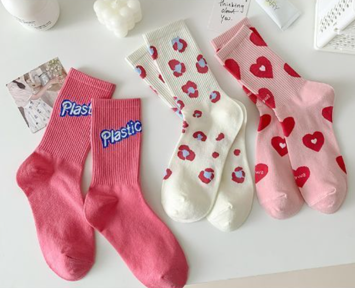 Custom Female Mid-calf Spring Socks pink Strawberry Cute Ins Fashion ...