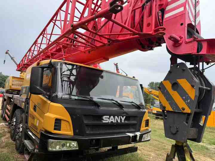 SANY 50 Ton Truck Crane with 50 Ton 25 Ton 35 Ton Loading Capacities ...