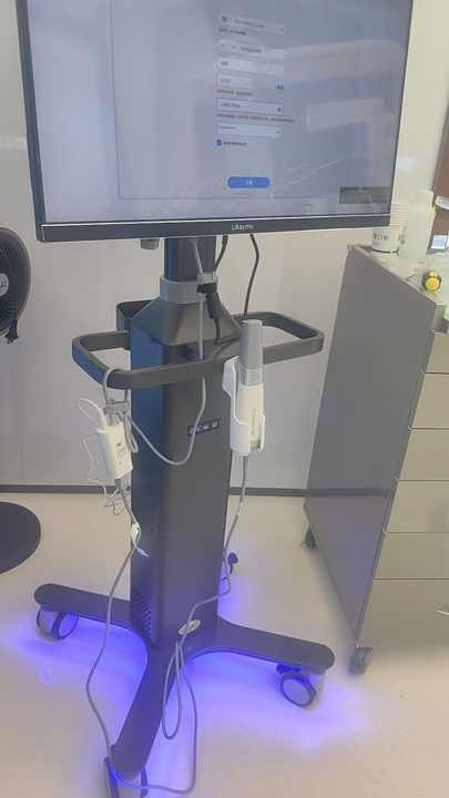 Dental Specific Mobile Trolley with Desktop Keyboard and Mouse ...