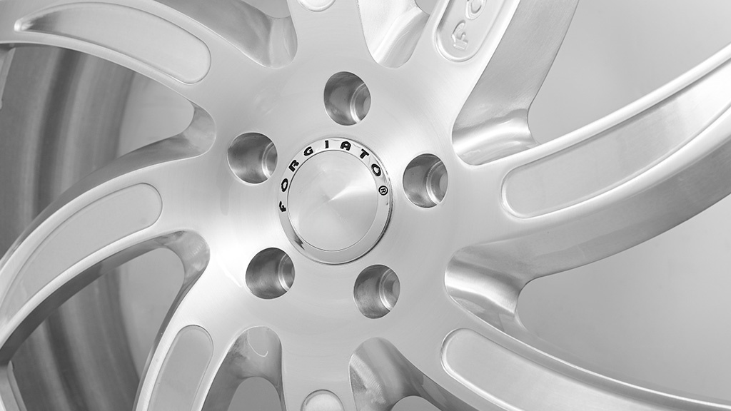 24 Inch Truck Wheels - Durable & Customizable Options