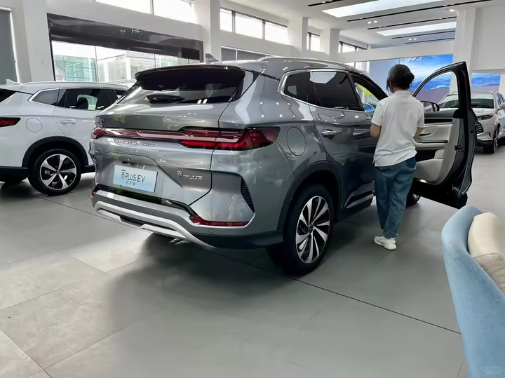 Hot Sale Byd Song Plus Ev Pure Electric Car 520km 605km Electric Auto ...