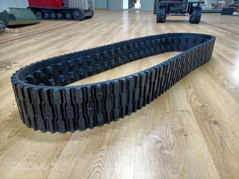 Small Magnetic Tank Crawler Robot Snowblower with Rubber Track