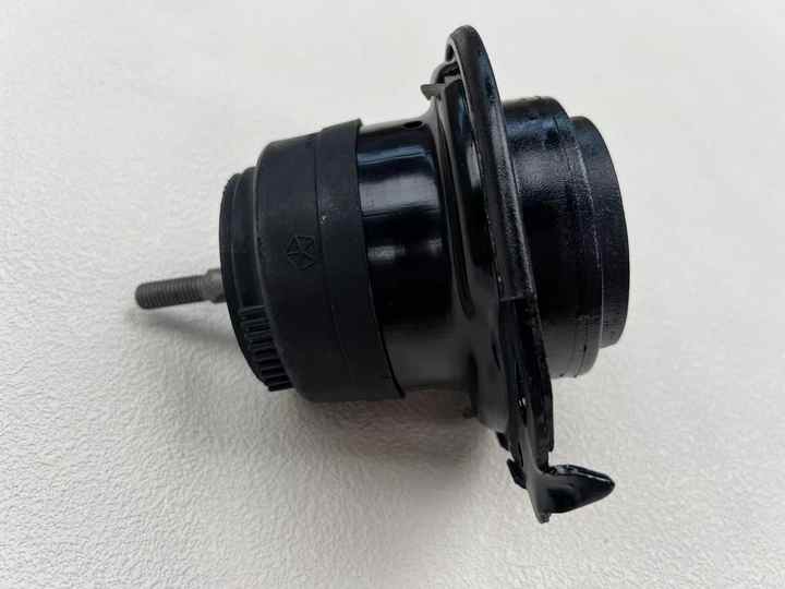 Front Engine Mounts Machine Foot Pads ChryslerJeepThe Grand Cherokee ...