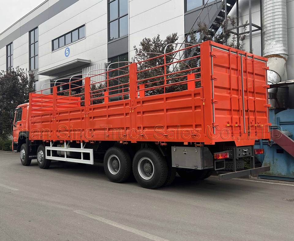 Sinotruk Howo 371 Heavy Duty 8x4 Commercial Truck with Sino Fence ...