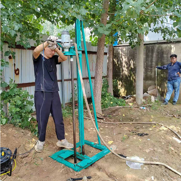 Portable Handheld Electric Borehole Water Well Drilling Rig