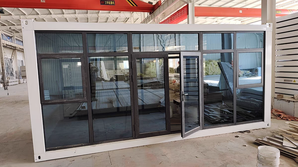 Aesthetic Design Glass Container House Fast Assembly Prefabricated ...