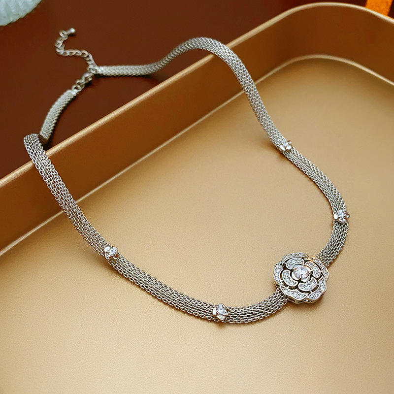 French Style Zircon Flower Snake Chain Hollow Necklace Elegant ...