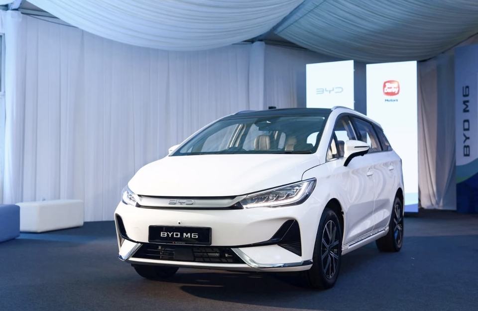 2026 Famous RHD BYD M6 Pure Electric 7-Seat Family MPV Right Hand Drive ...