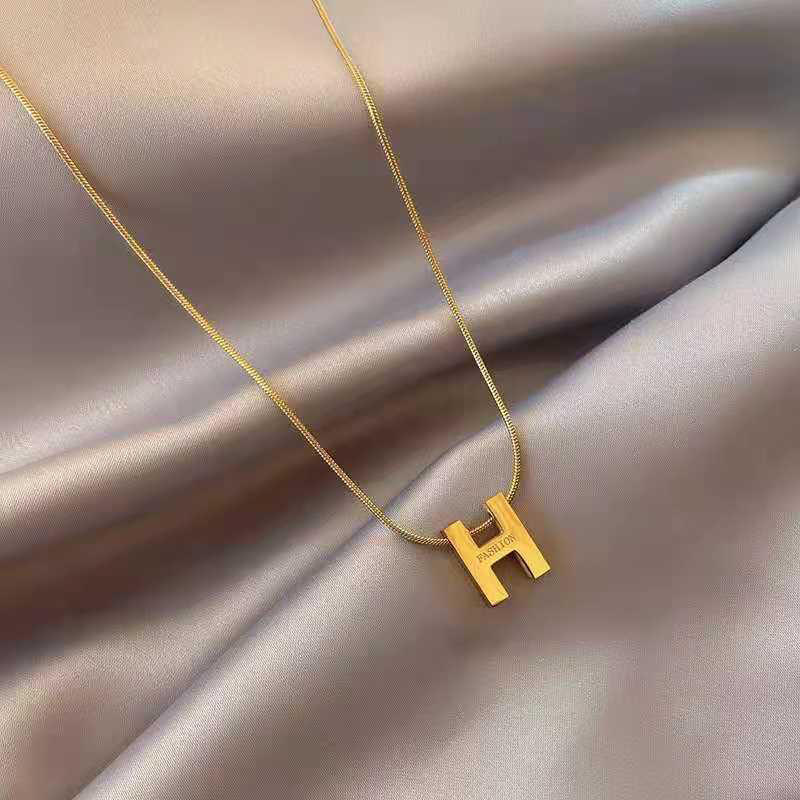 H Letter Titanium Steel Silver Plated Link Chain Necklace for Women ...