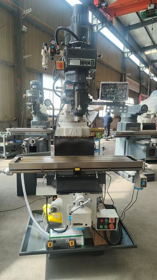 Bridgeport Universal Metal Turret Milling Machine Small 3 Axes DRO Mill ...