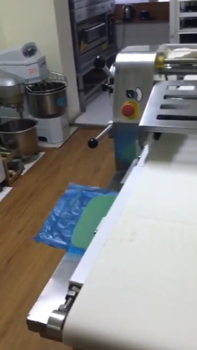 Automatic Table Top Bakery Croissant Reversible Dough Sheeter