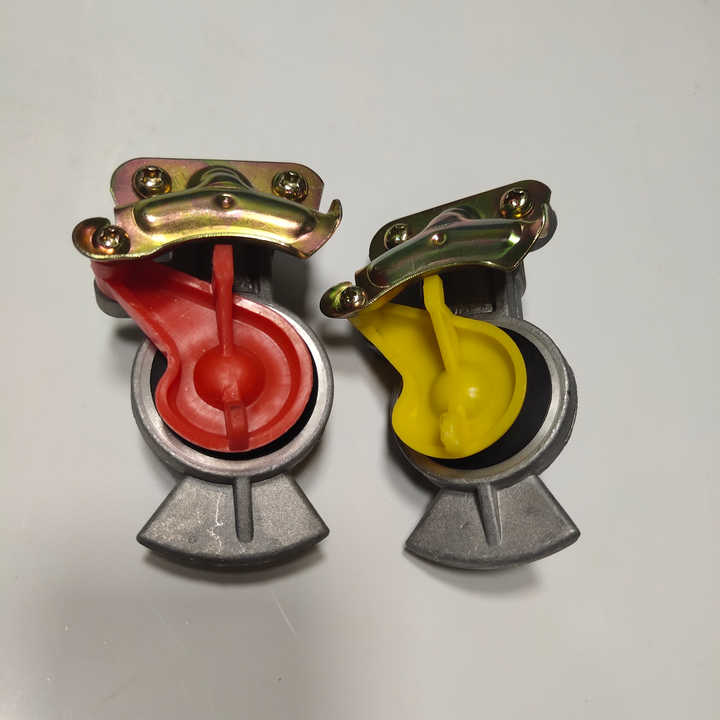 Glad Hand for FAW Trucks - Oversize Trailer Handshake Valve